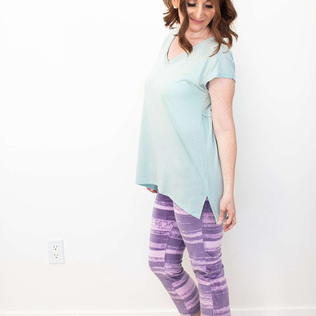 Gabby V-Neck Rib Mix T – lularoe